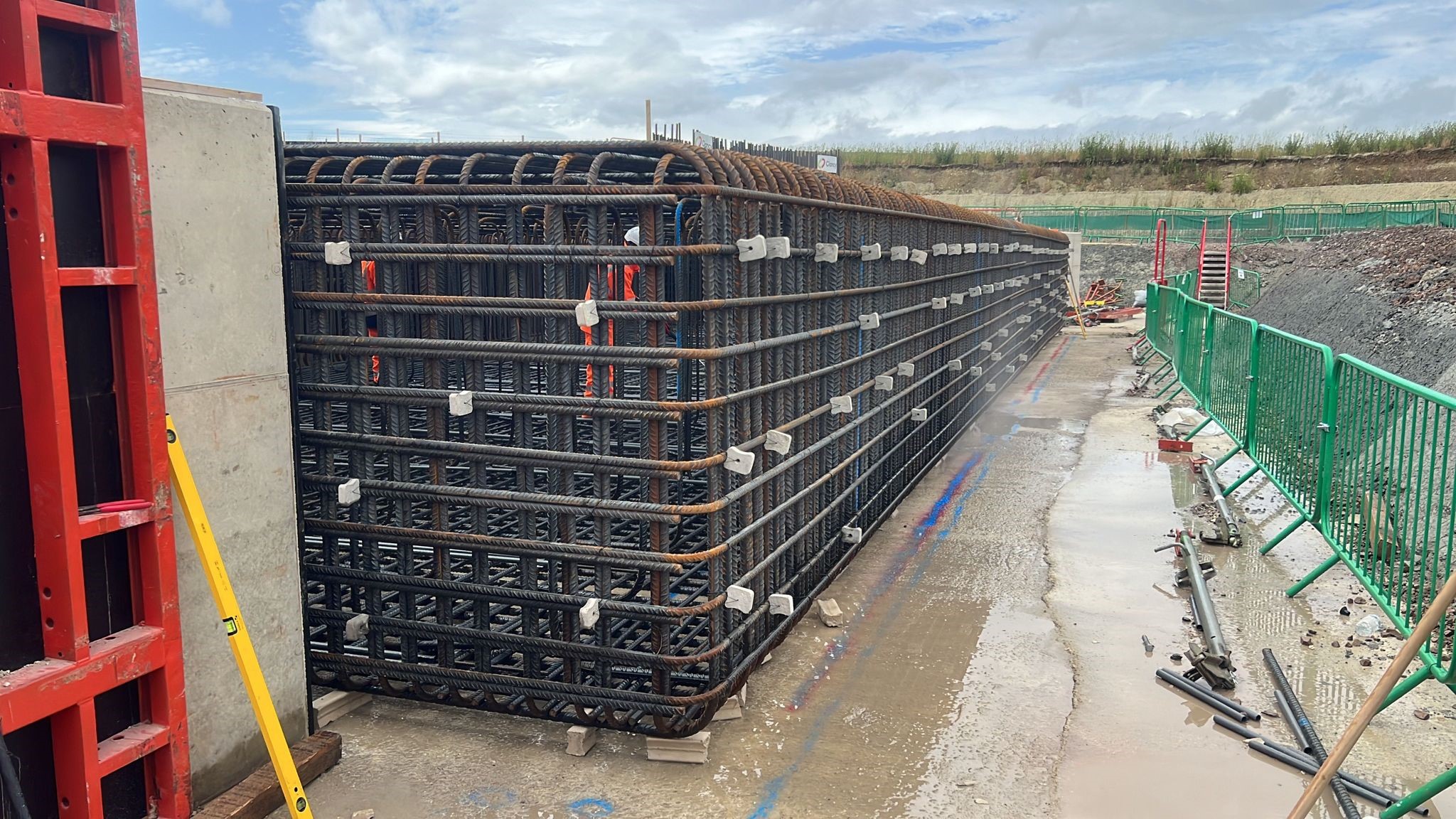 HS2 - Aylesbury concrete pour - The Clancy Group